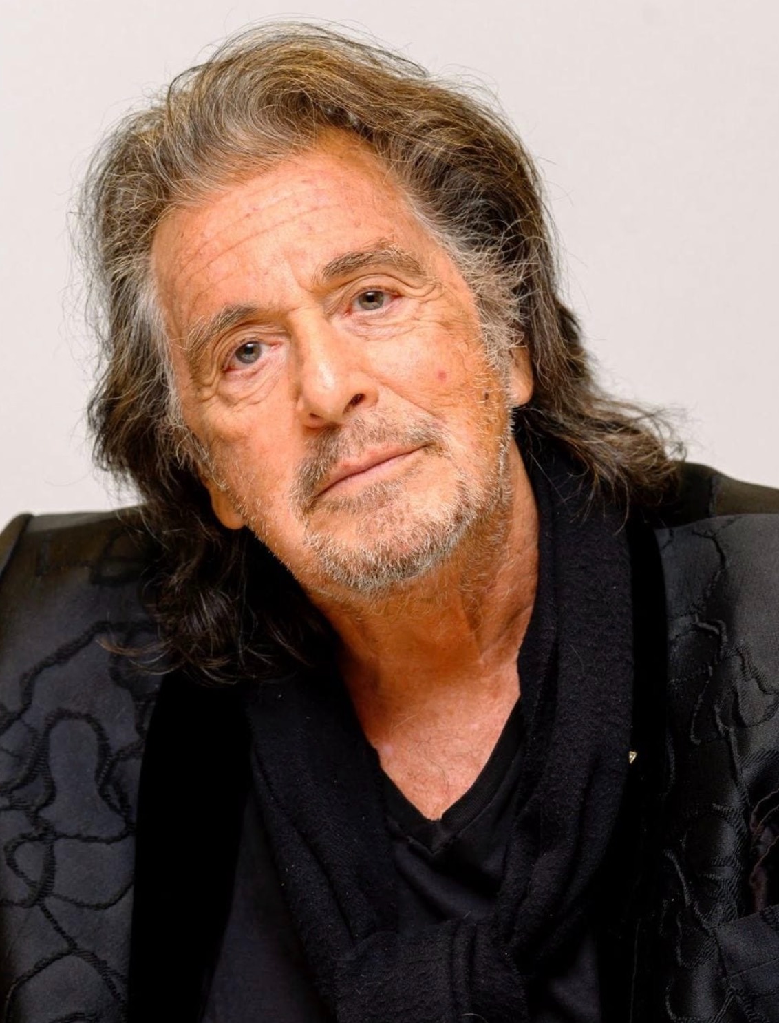 «Obese and with crooked teeth» This is what the grown-up illegitimate ...