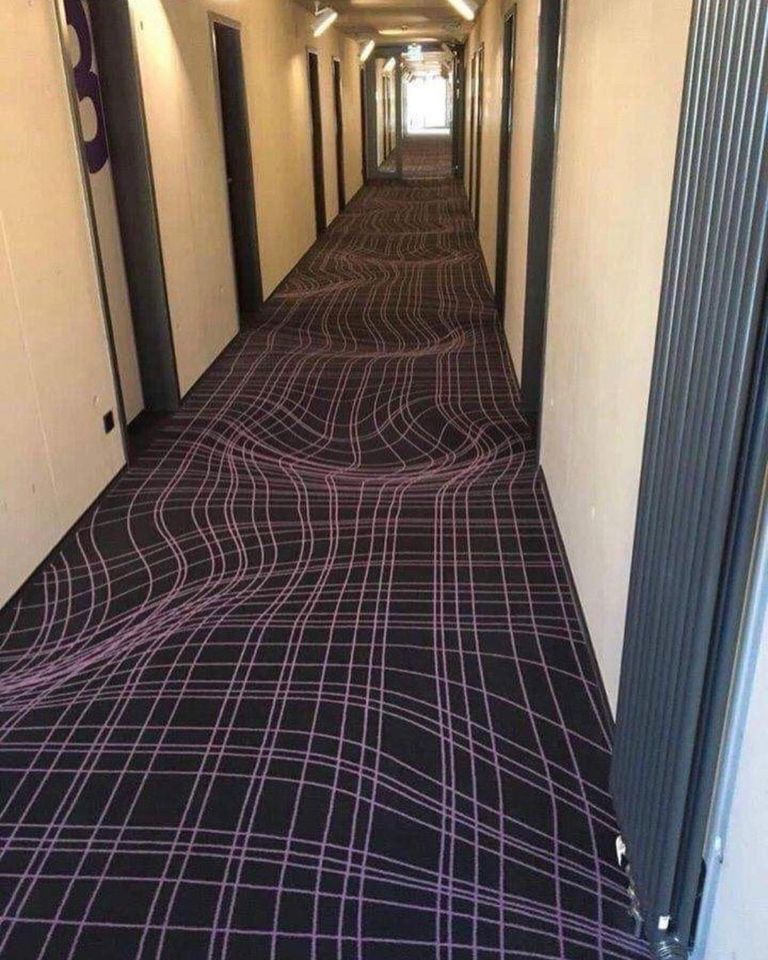 30 Scary Corridors That Look Like A Nightmare | LOLitopia