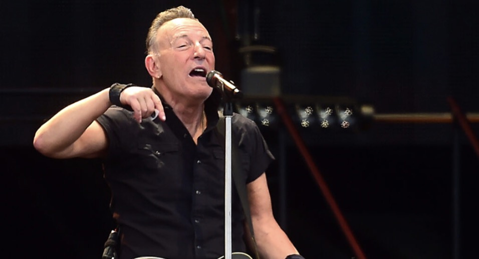 Bruce Springsteen, 74, confirms the death of his mother at 98 | LOLitopia