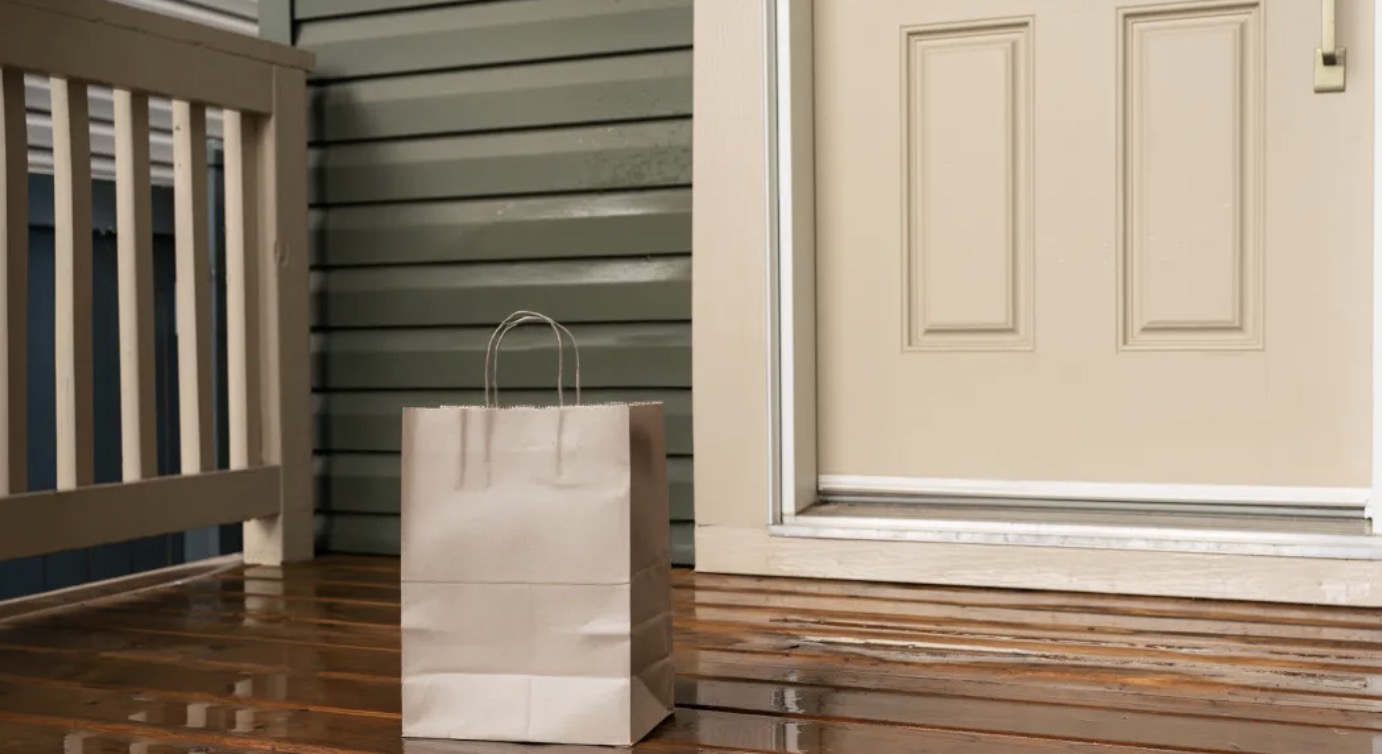 My neighbor used to leave considerate gifts at my doorstep—until the ...